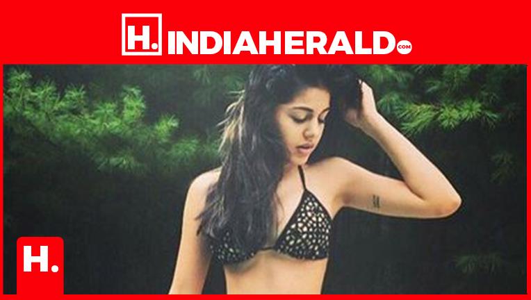 Aalia Bedi Smoking Hot in Bikini Photos