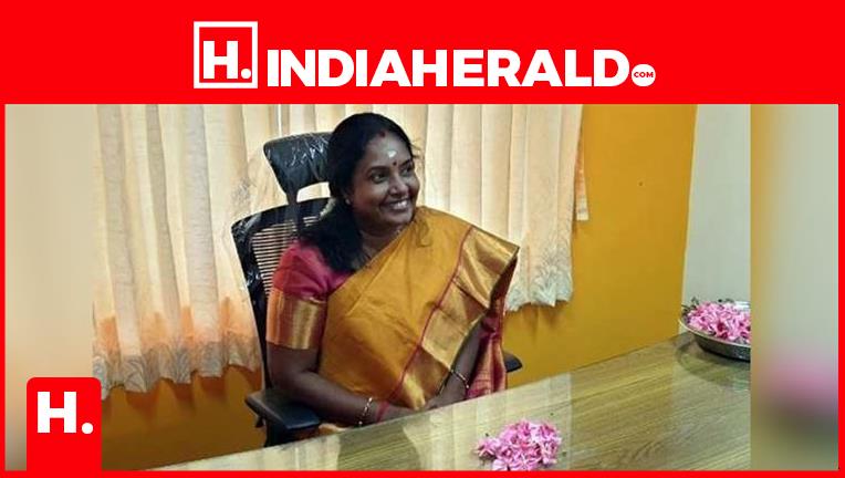 BJP Vanathi opens her new office with Dhana Laabam tag wr