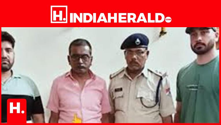 Central Railway Vigilance Team nabs 2 touts, seizes tickets