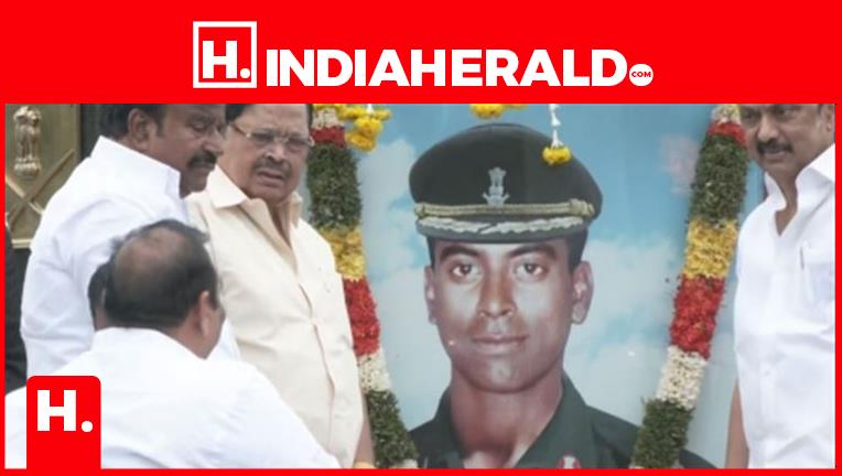 Chief Minister Stalin visited the memorial of Major Saravan