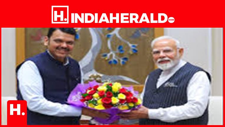 CM Devendra Fadnavis met PM Modi, what issues discussed?