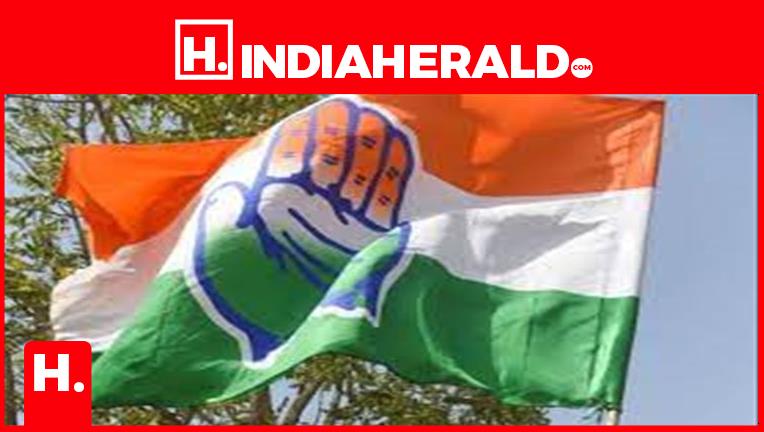 The inscription in name of Kar Sevak was removed by the Con