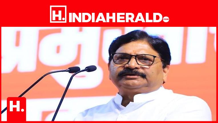 EOW sent summons to Uddhav group MLA Ravindra Vaikar