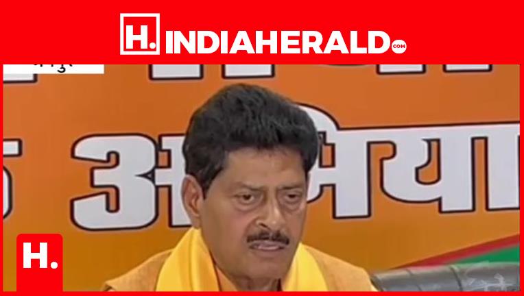 Gopal Sharma accused Congress MLA Rafiq Khan of being a tra