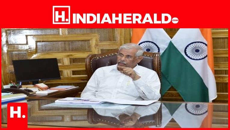 Governor of Bihar got people to cheer, said- let s go to Ay