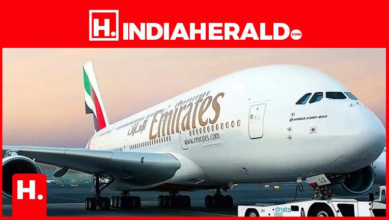 Israel - Hamas War : Emirates extends flight suspension to