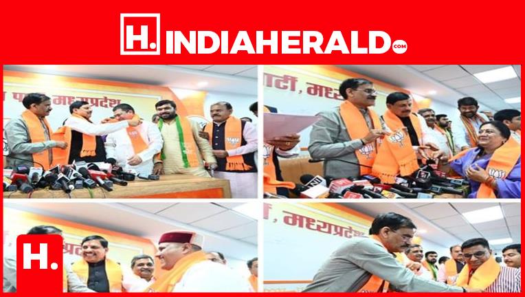 Many leaders including Syed Jafar join BJP