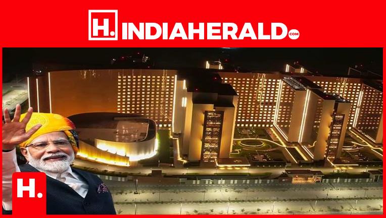 PM Modi guarantees job for 1.5 Lakh people