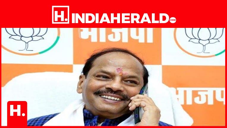 Raghuvar Das has taken charge of BJP