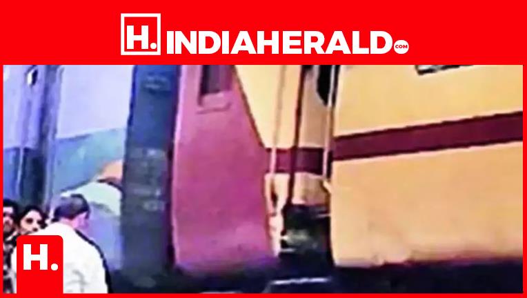 Sabarmati Daulatpur Chowk Express caught fire due to AC bla