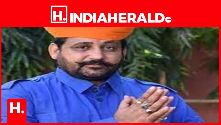 Sukhdev Singh Gogamedi: Talked for 10 minutes and then open