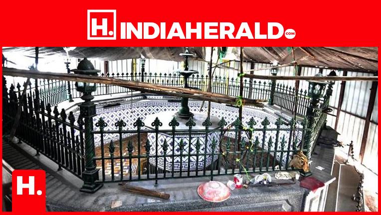 Telangana Hyderabad - Historic Gulzar Houz fountain restora