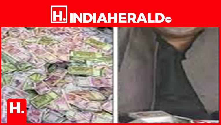 This Minister was arrested for cheated money