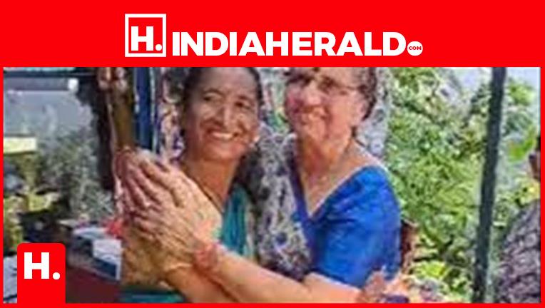 Uttarakhand: PM Modi s sister met CM Yogi s sister