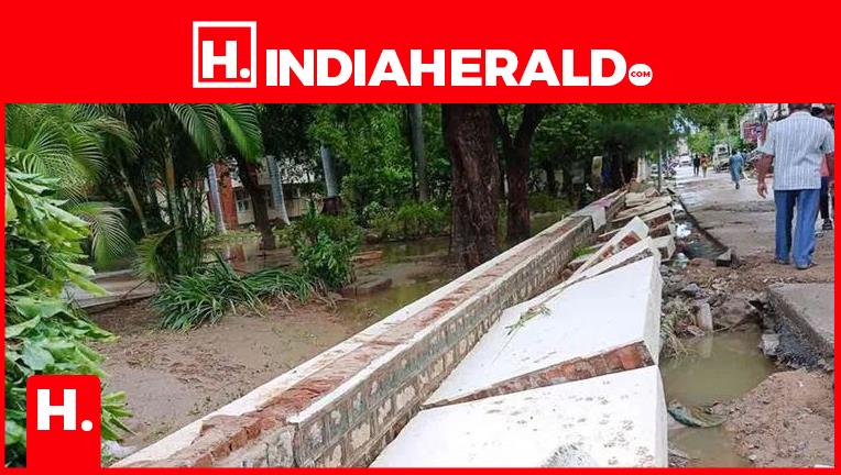 Warangal floods - Nala encroachments worsen devastation