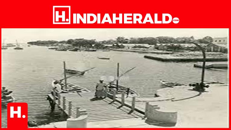 Who prevented the Maldives economic collapse?