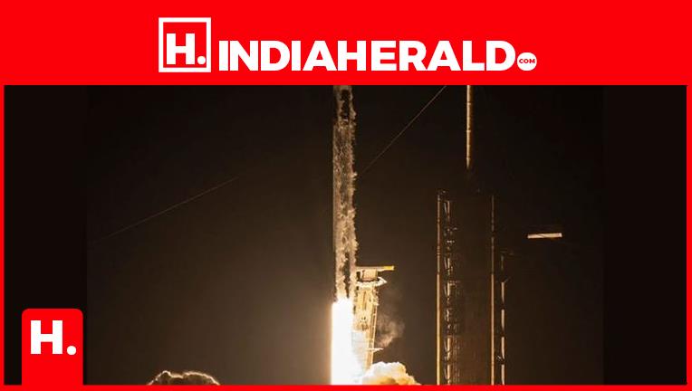 SpaceX Launches Third Moon Landing Task with Athena Lander: