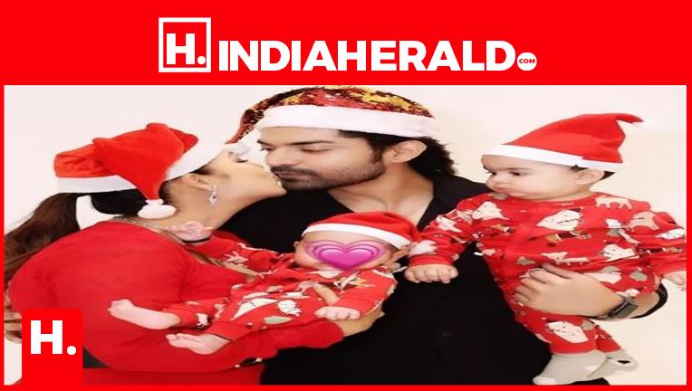 Debina Banerjee celebrates christmas with kids...