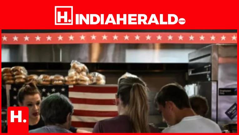 Trump-Themed Burger Joint Draws Crowds In Texas.