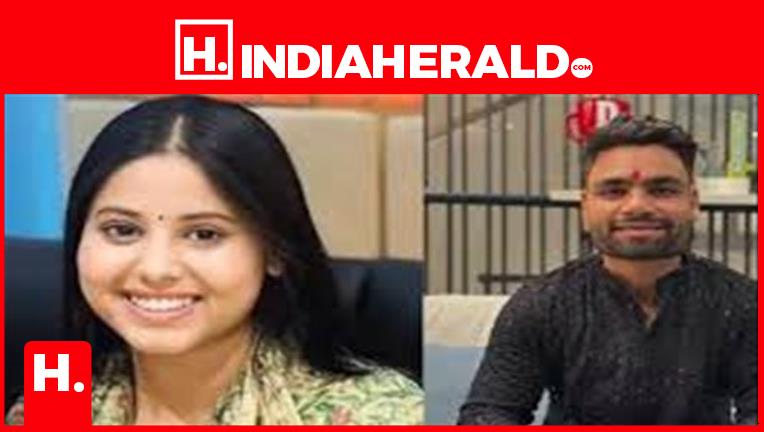 Who is the father of Priya Saroj, close to Akhilesh Yadav?